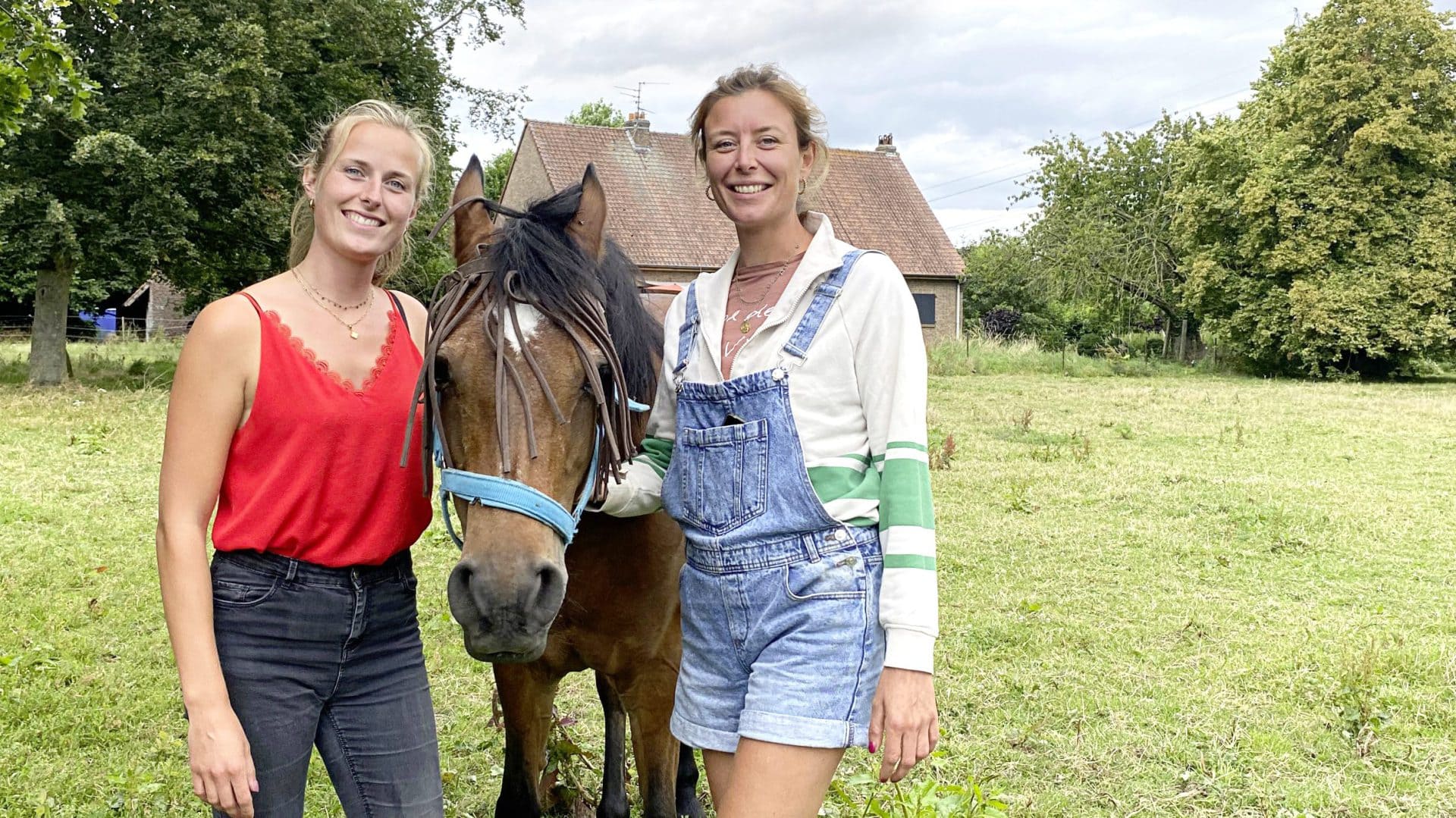 Deux sœurs sur Instagram et dans les champs - Le Betteravier français